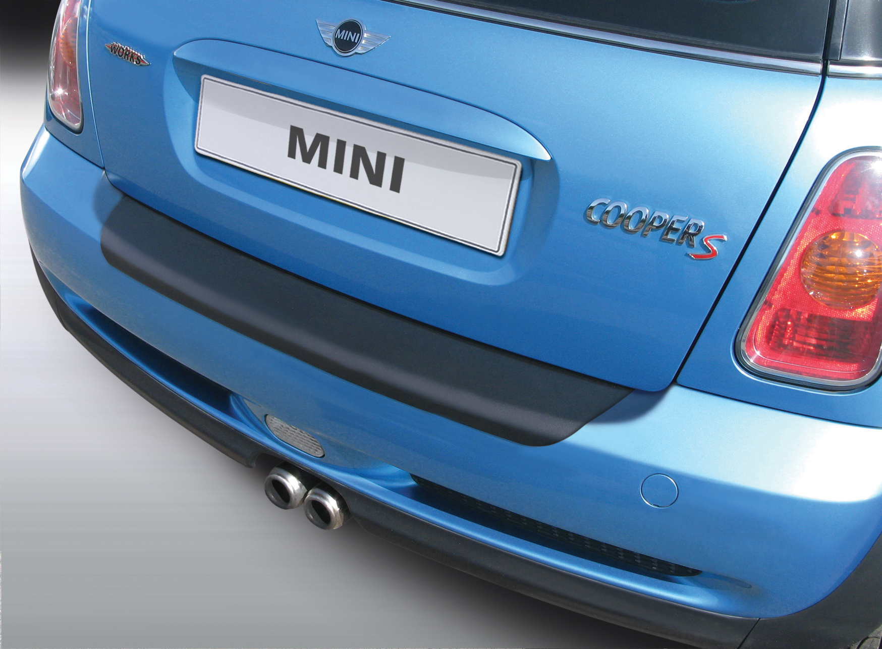 Ladekantenschutz mit Abkantung passend fur MINI r50 und r53 One Cooper S John Cooper Works JCW D 1.Generation MK1 nicht fur Cabrio ab BJ. 2001 bis 08.2006 ABS Farbe schwarz Aroba